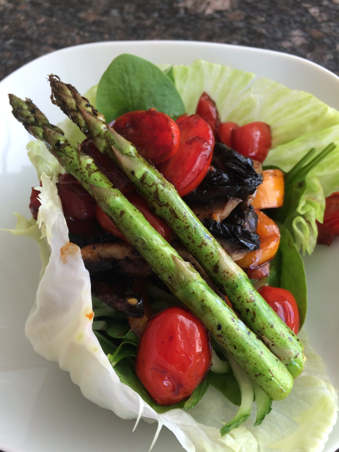 Luscious Lettuce bowl - thewonkyspatula.com