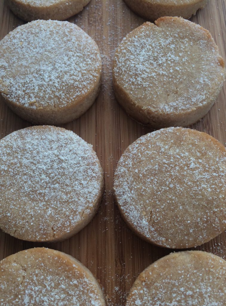 Super friendly shortbread - thewonkyspatula.com