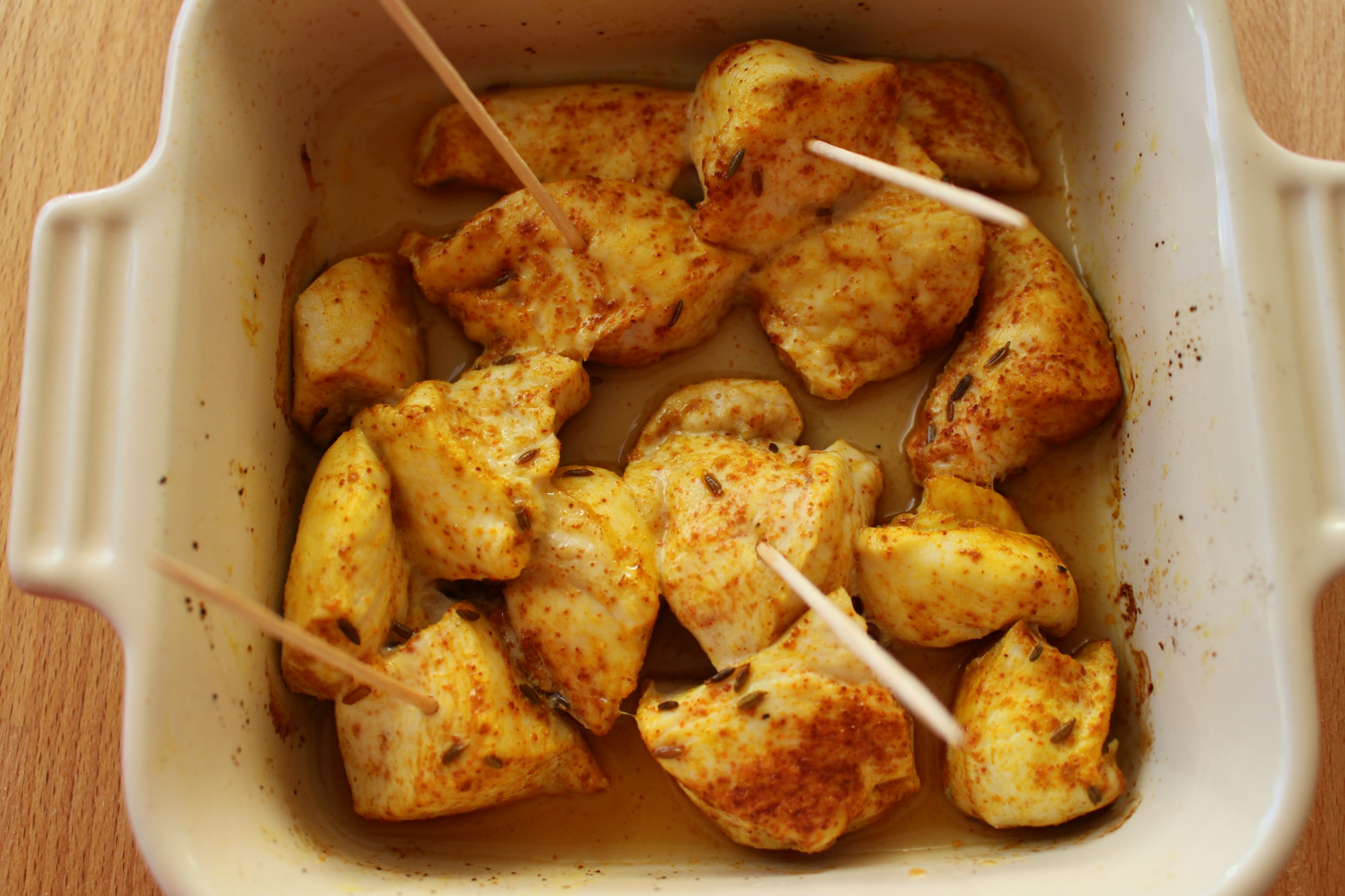 Clean Curried Chicken Bites - thewonkyspatula.com