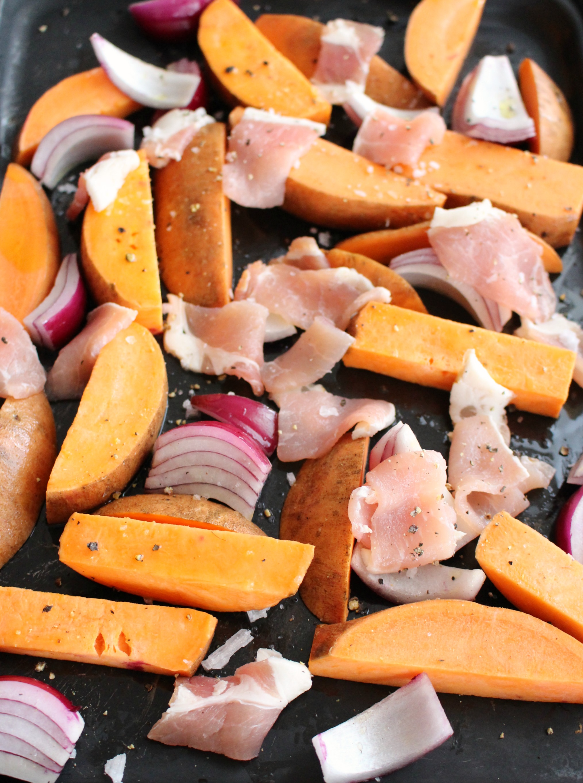 One Pan Breakfast - thewonkyspatula.com