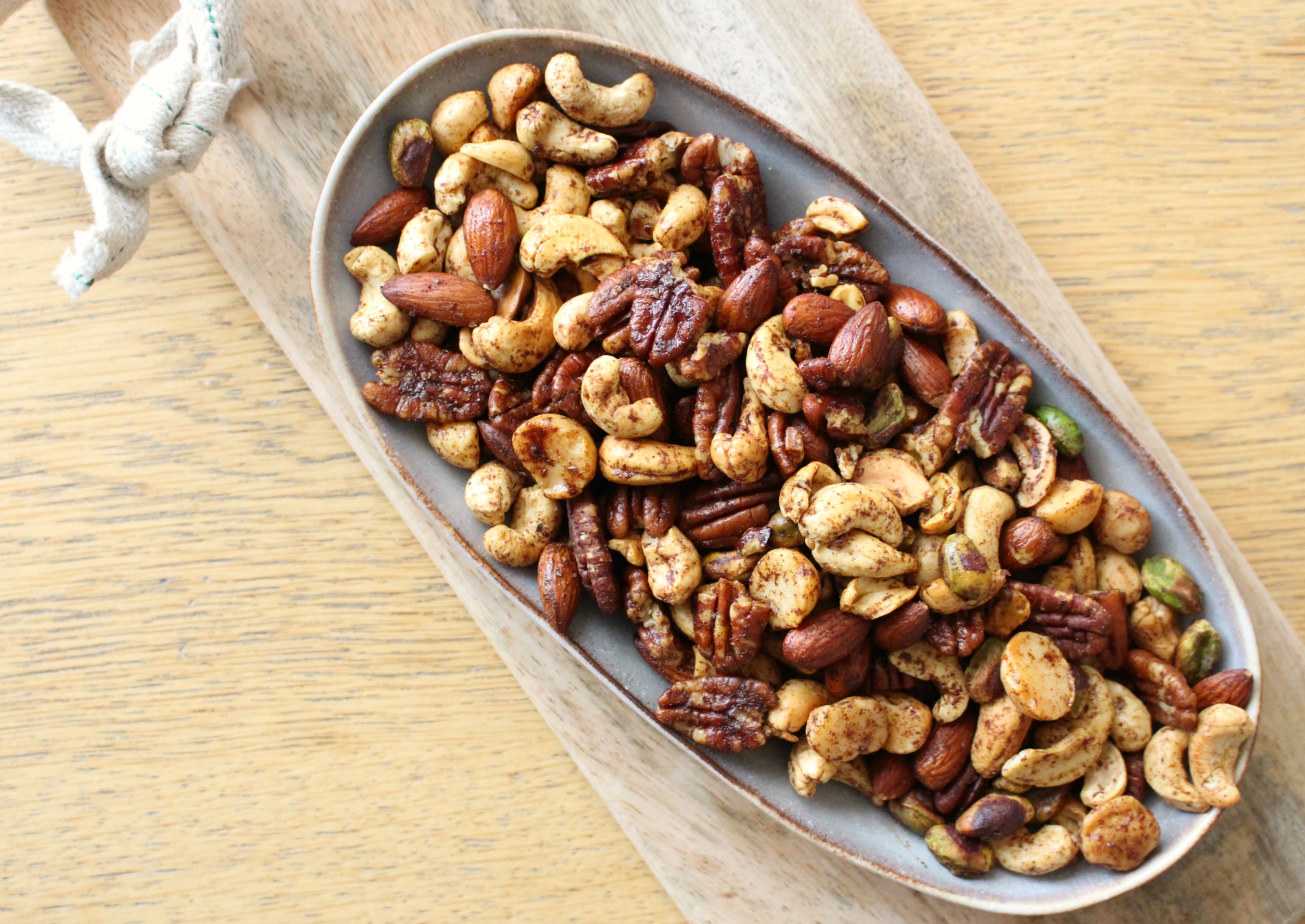 Winter Warmer Nuts - thewonkyspatula.com