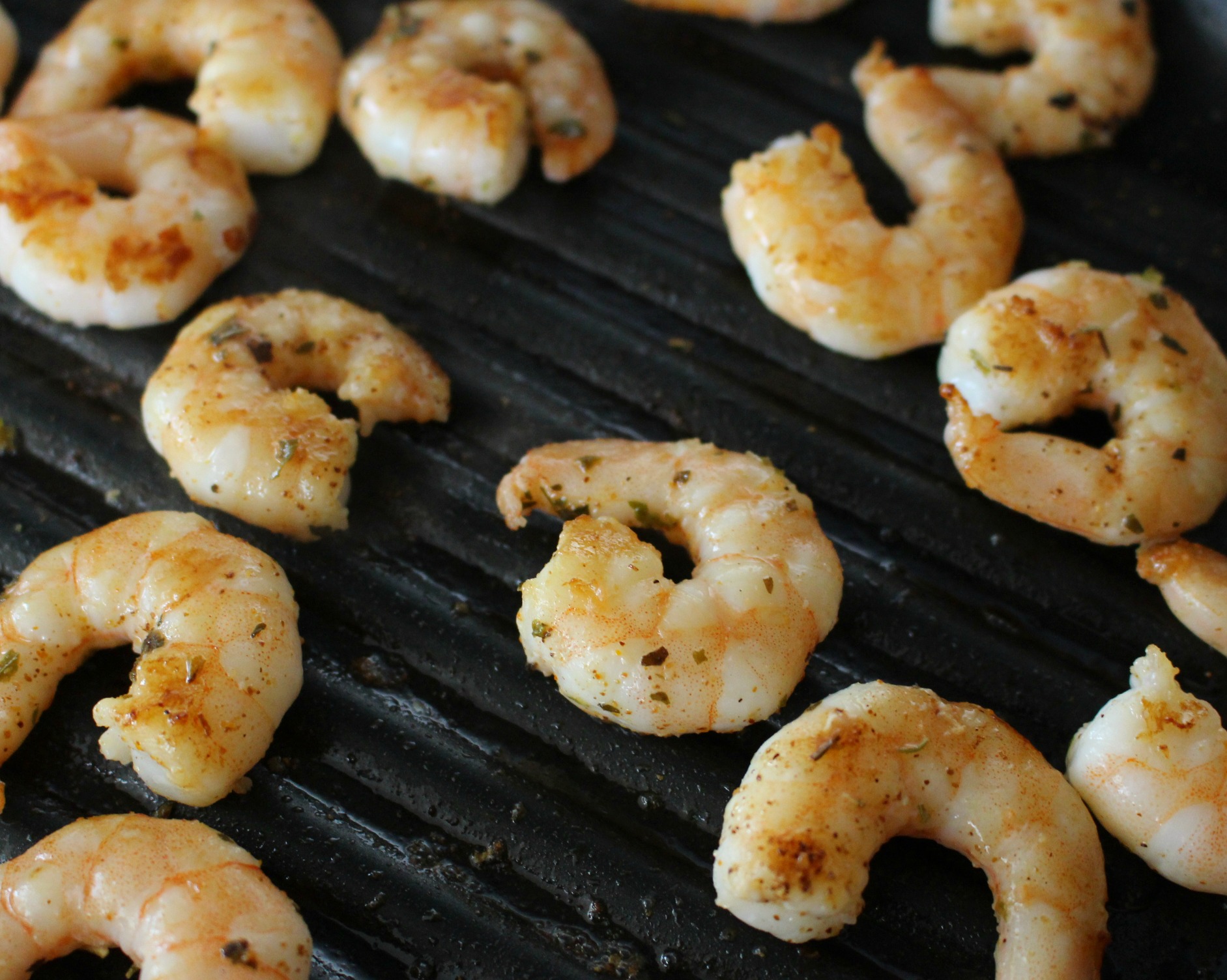 Prawn and Avocado Bites - thewonkyspatula.com