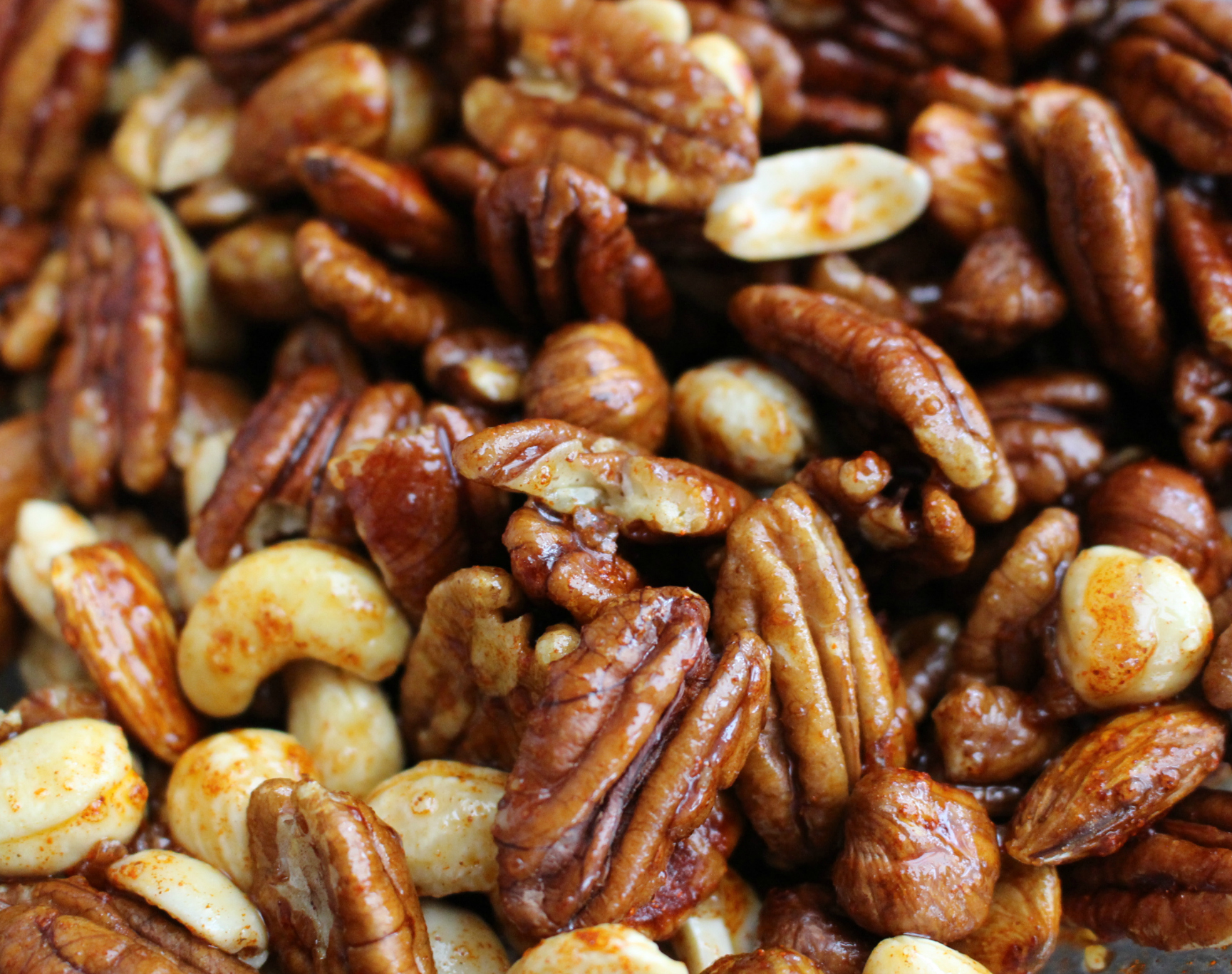 Festive Nuts - thewonkyspatula.com