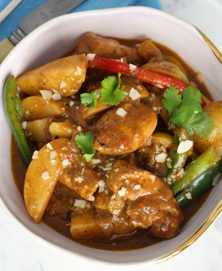 Easy Massaman Curry - thewonkyspatula.com